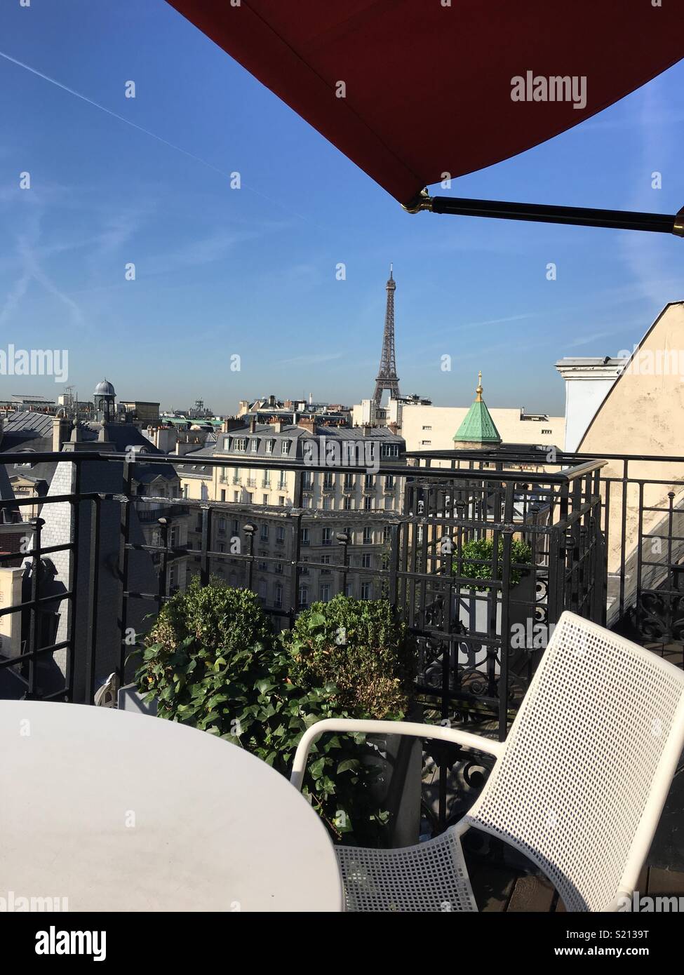 Balcony in Paris Stock Photo - Alamy