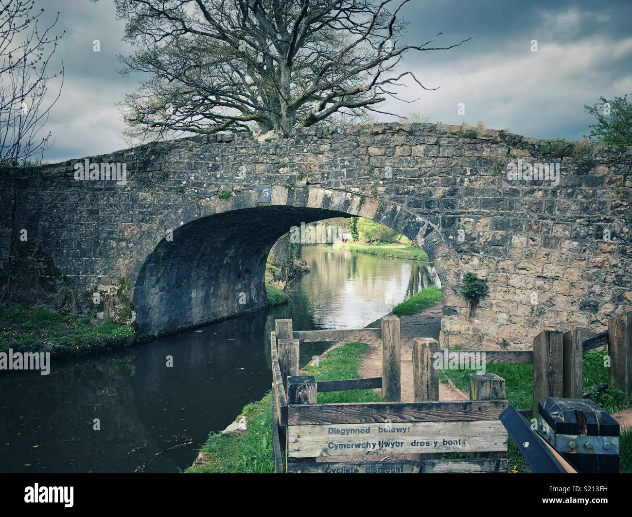 Goytre Wharf Stock Photos & Goytre Wharf Stock Images - Alamy