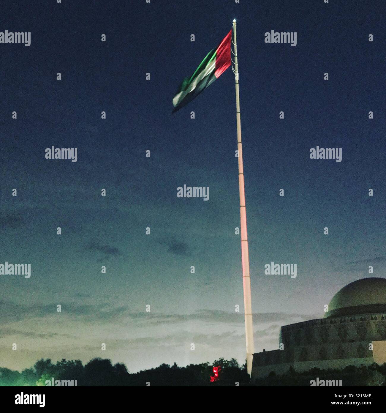Uae flag hi-res stock photography and images - Alamy