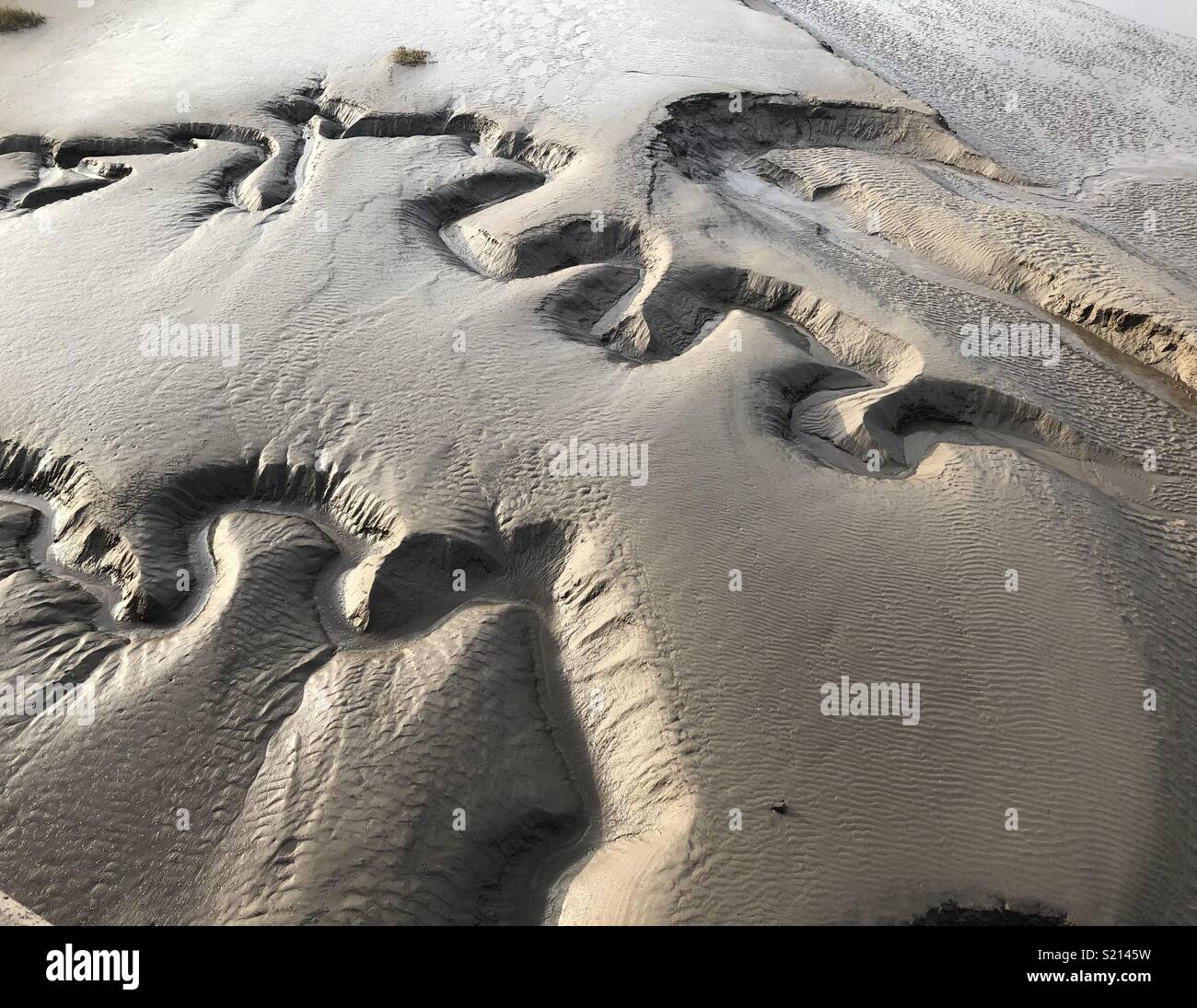 Mud bank hi-res stock photography and images - Alamy