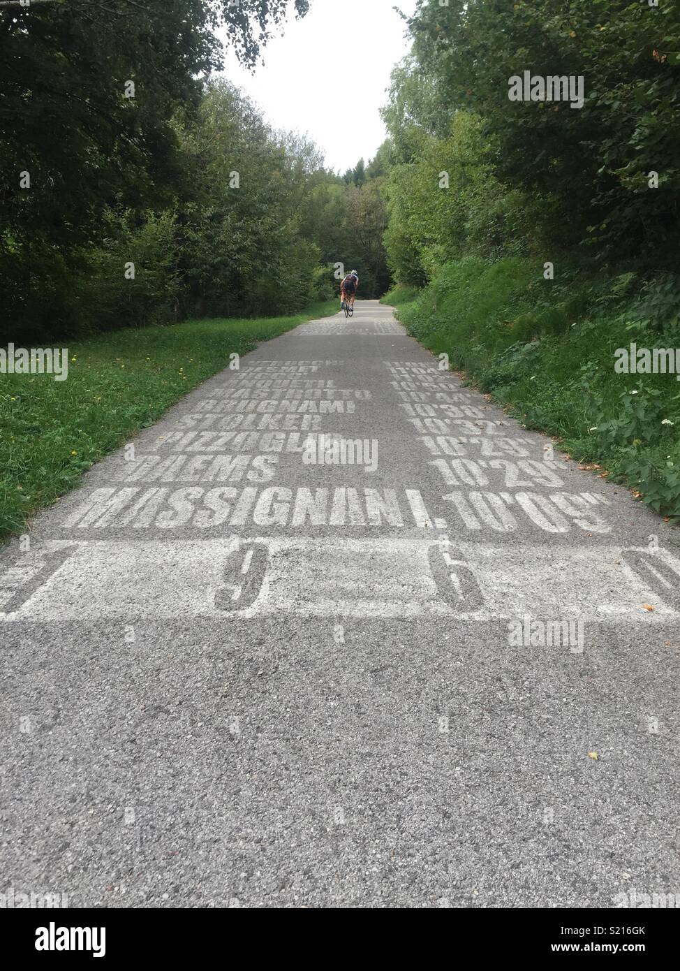 Muro di sormano hi-res stock photography and images - Alamy