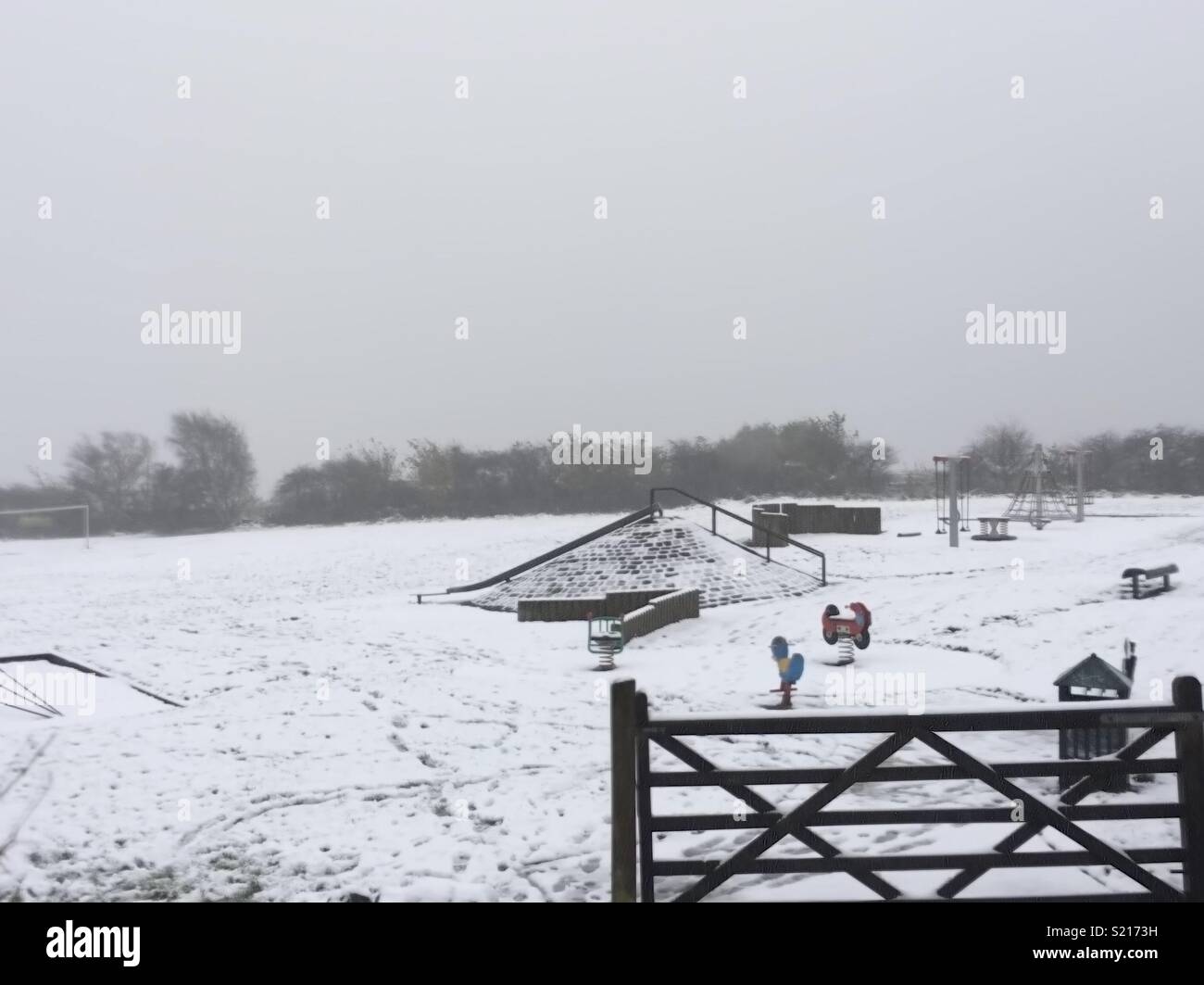 Snow picture of a park in Hebden Bridge, N. Yorkshire Stock Photo - Alamy