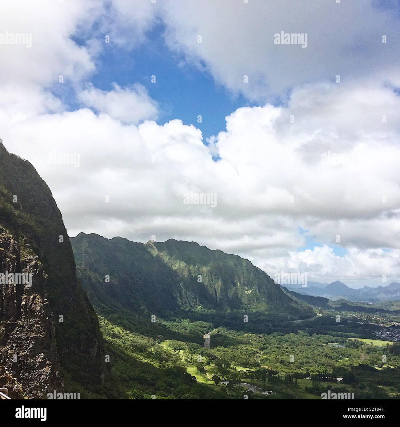 Nuuanu pali lookout nuuanu oahu hi-res stock photography and images - Alamy