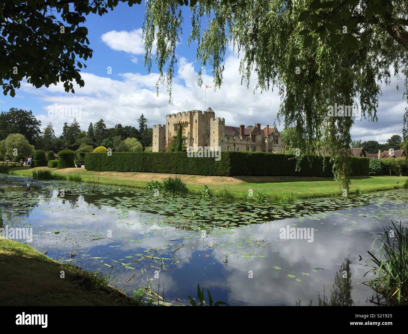 Hever castle hi-res stock photography and images - Alamy