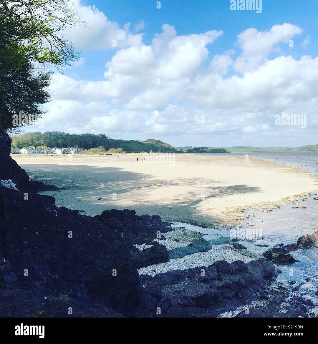 Llansteffan beach hi-res stock photography and images - Alamy