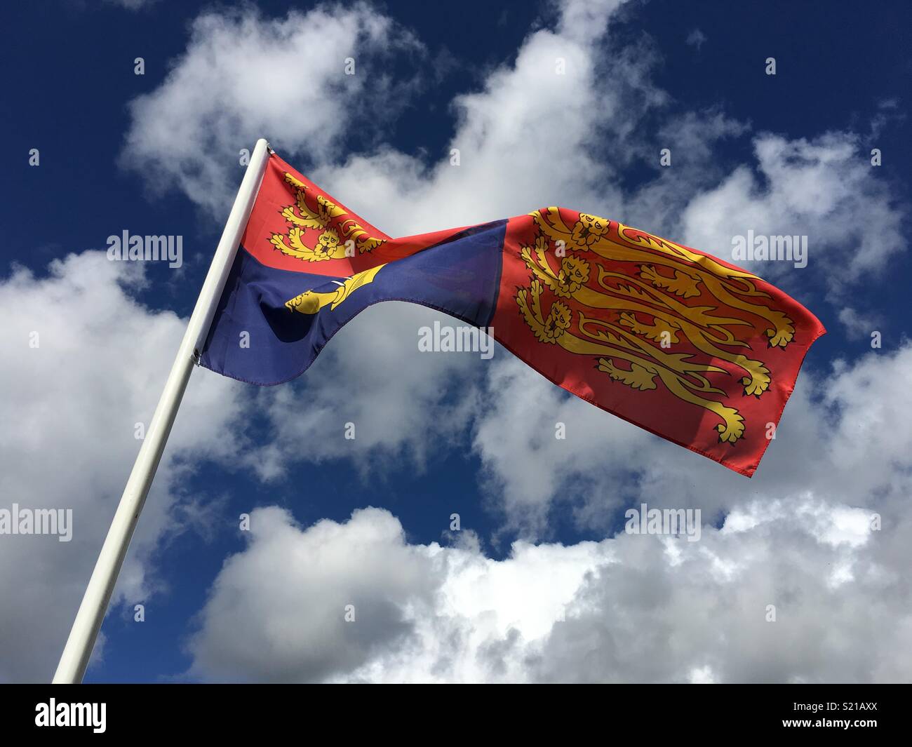 The royal flag hi-res stock photography and images - Alamy
