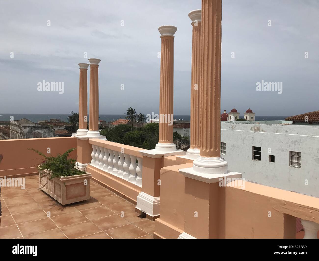 Beautiful terrace hi-res stock photography and images - Alamy