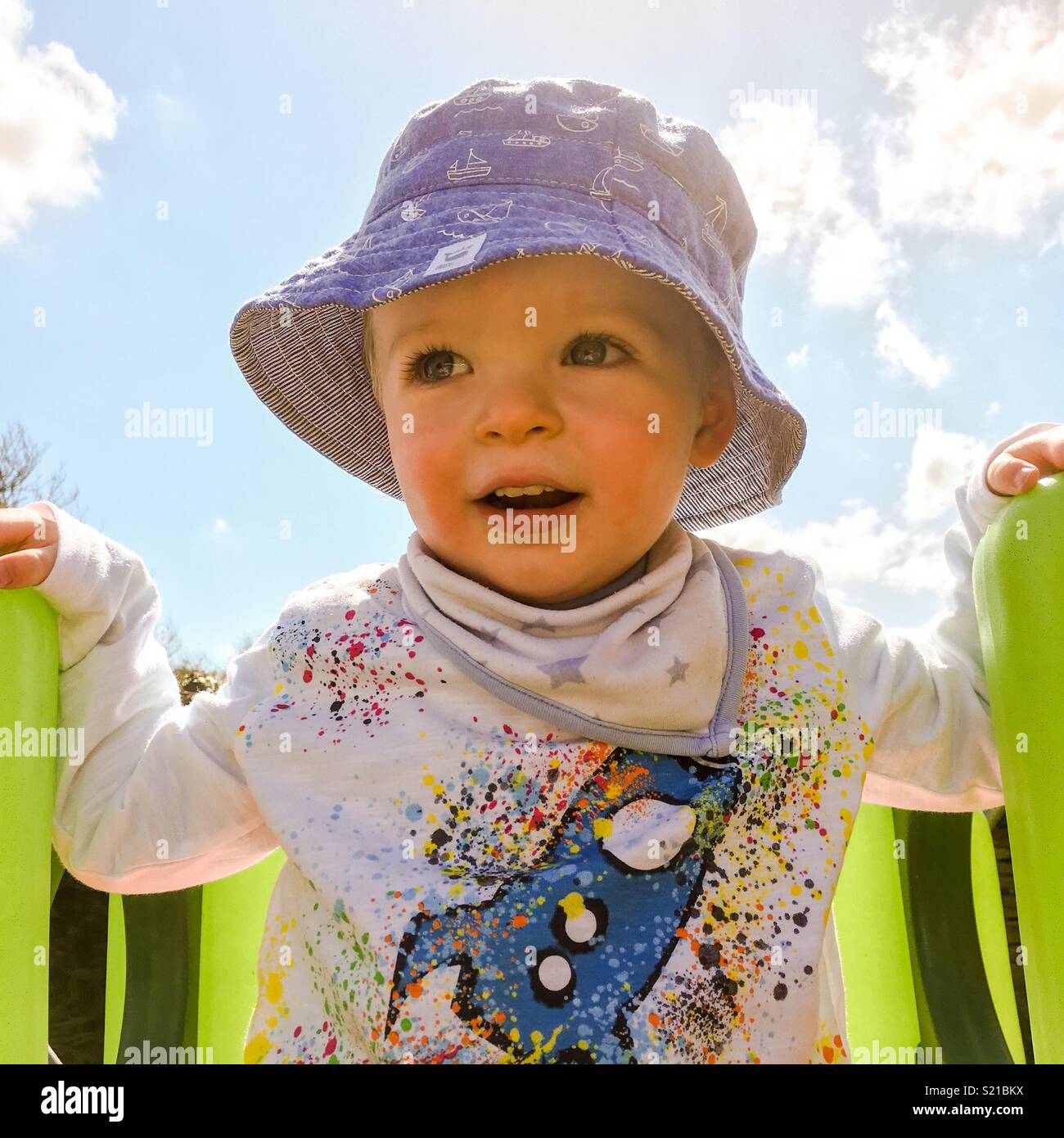 Happy sunny days hi-res stock photography and images - Alamy