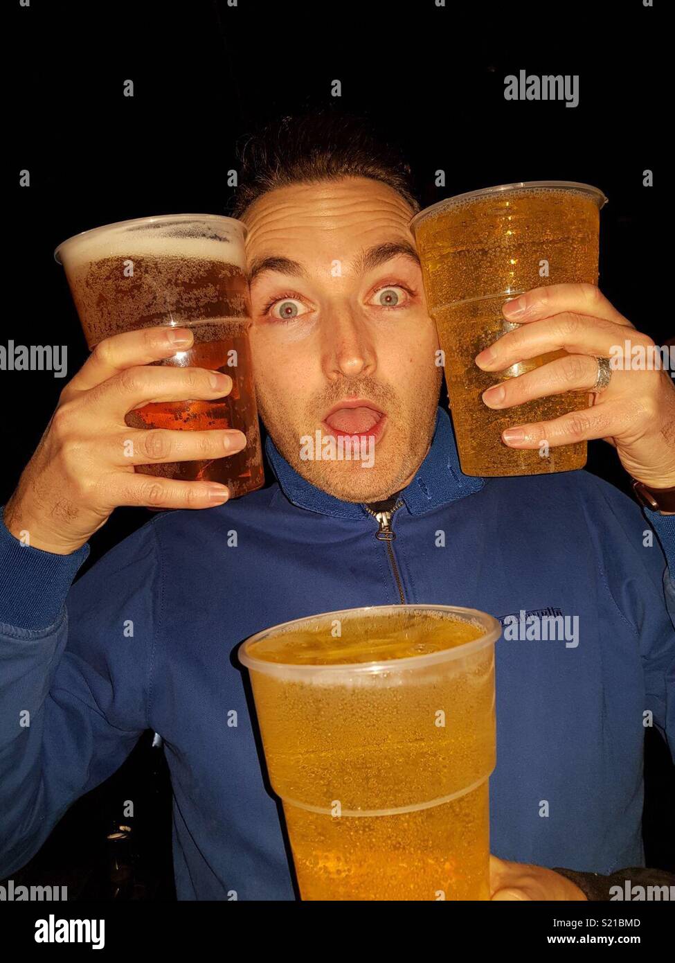 Massive beers hi-res stock photography and images - Alamy