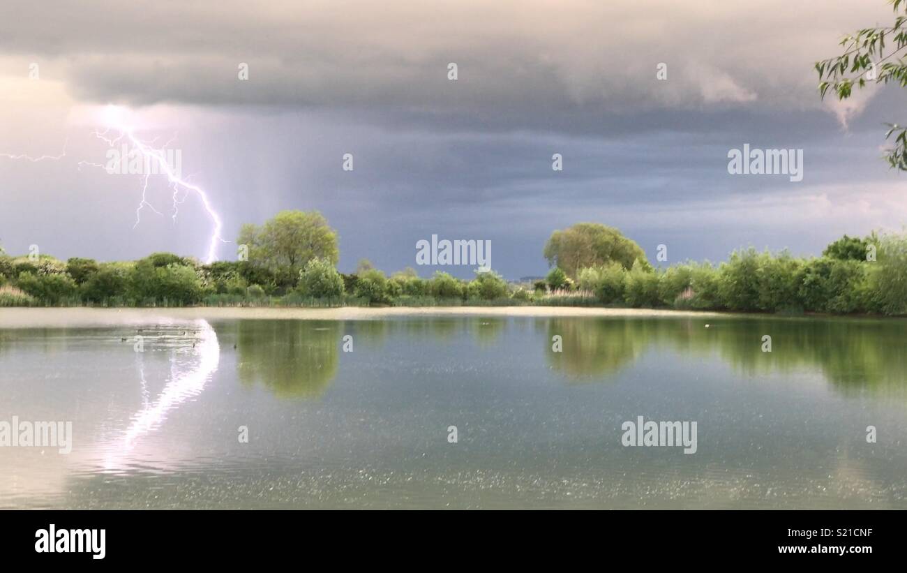 Lightning bolt lakeside Stock Photo - Alamy