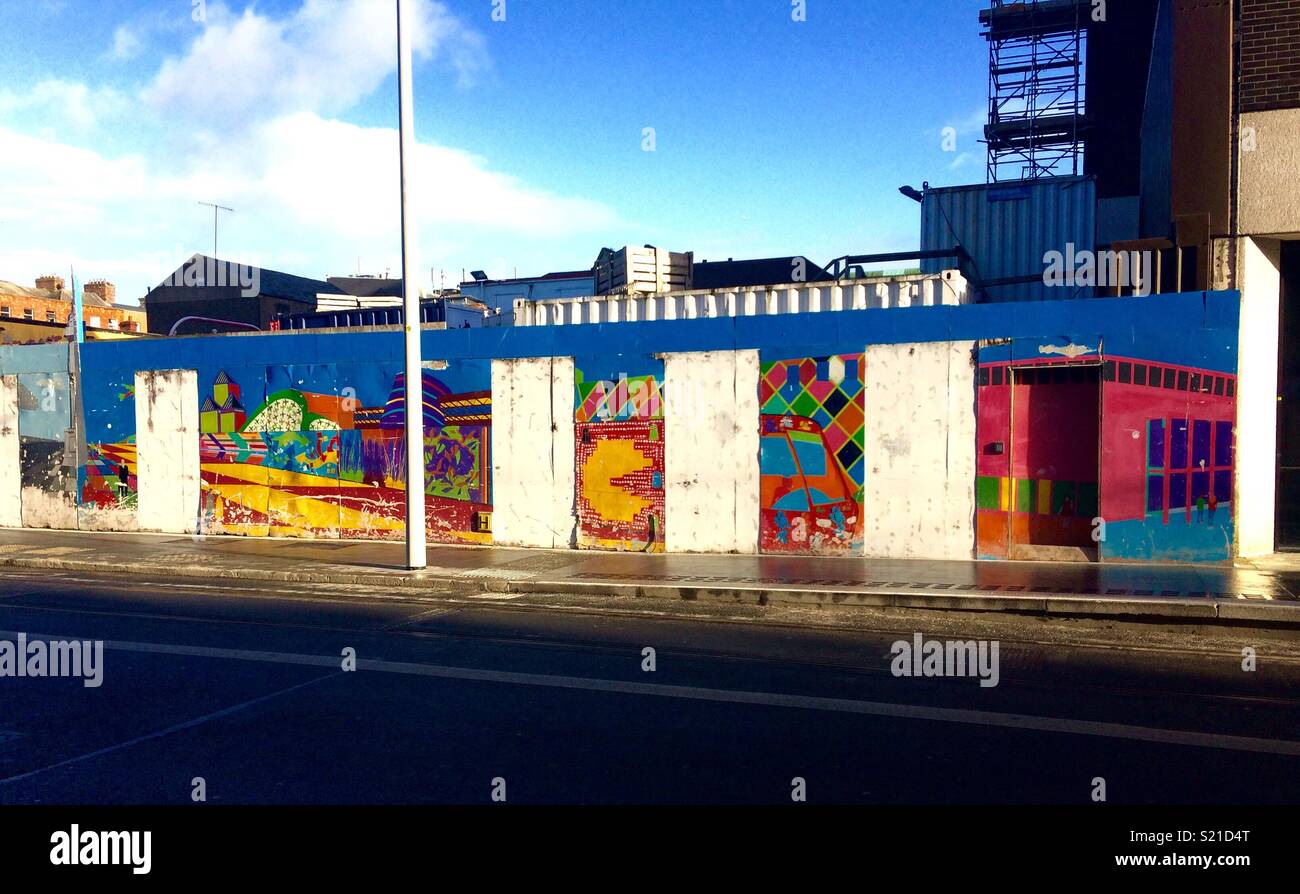 Wall mural in dublin hi-res stock photography and images - Alamy