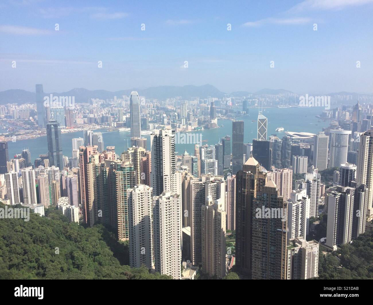 Hong Kong harbour Stock Photo - Alamy