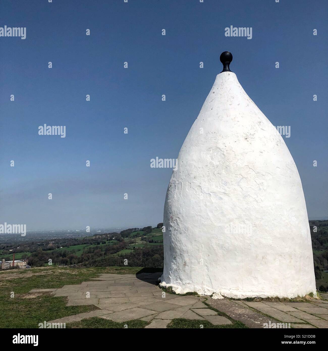 White nancy view hi-res stock photography and images - Alamy