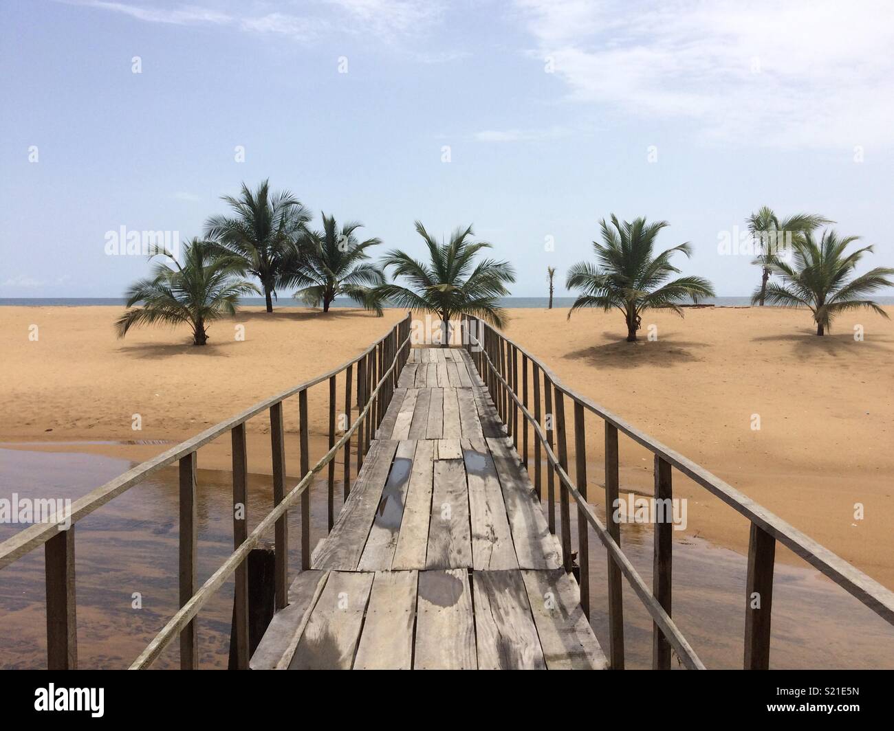 Bridge to paradise Stock Photo - Alamy