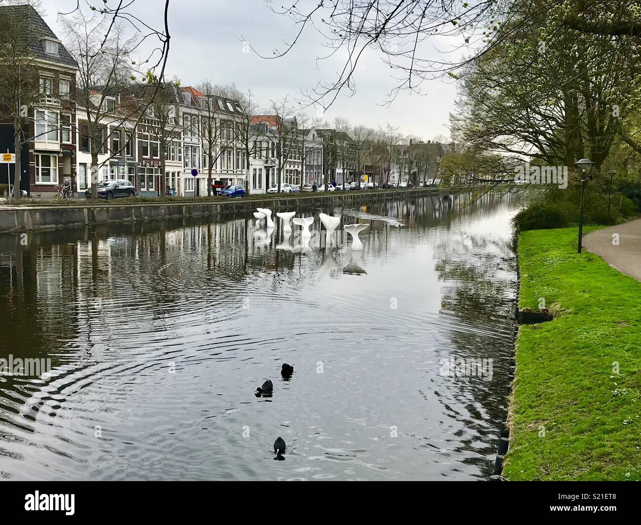 Dutch canal Holland Stock Photo - Alamy