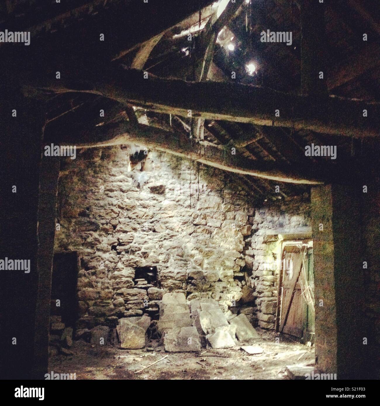 Disused building hi-res stock photography and images - Alamy