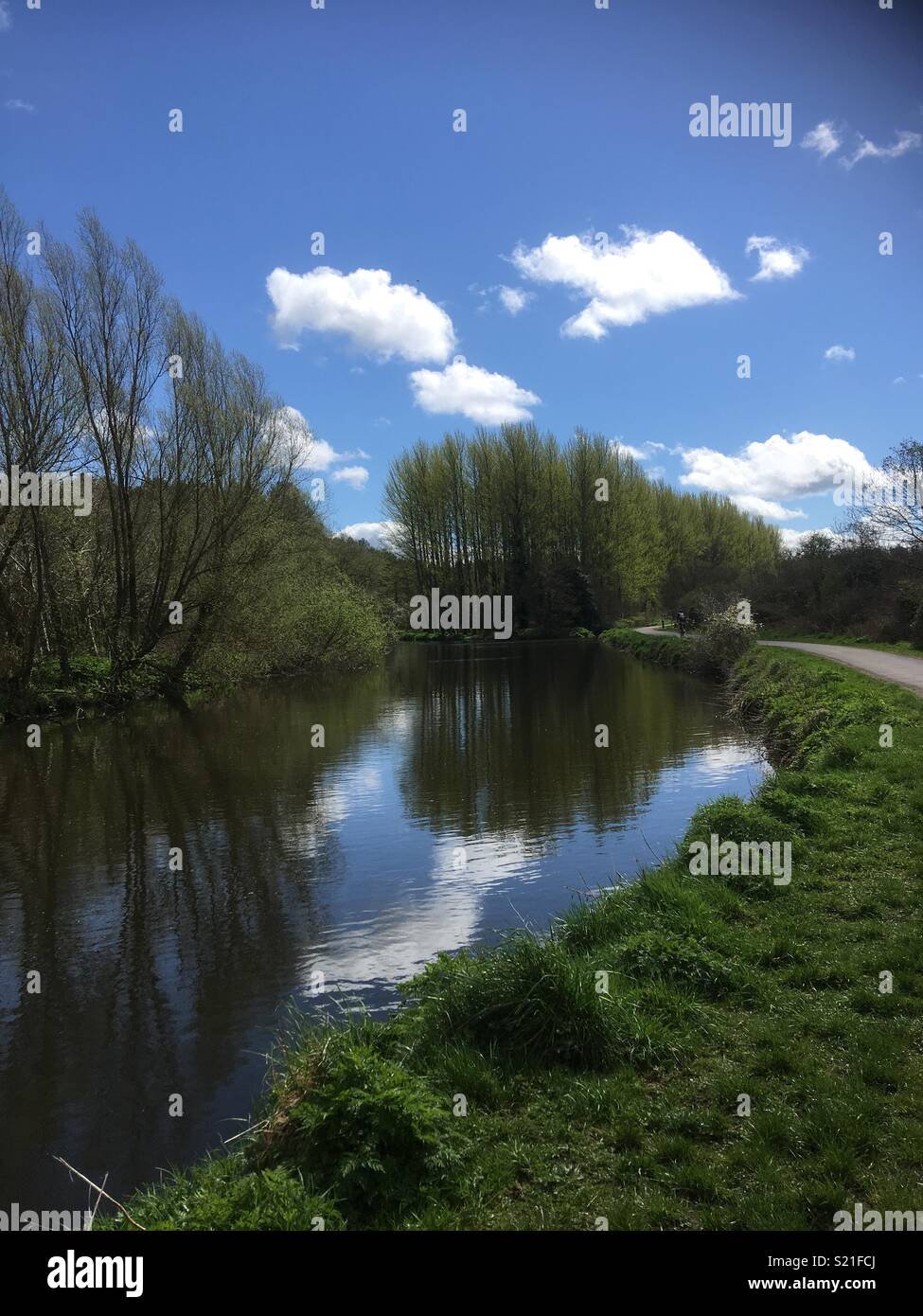 Lagan towpath hi-res stock photography and images - Alamy