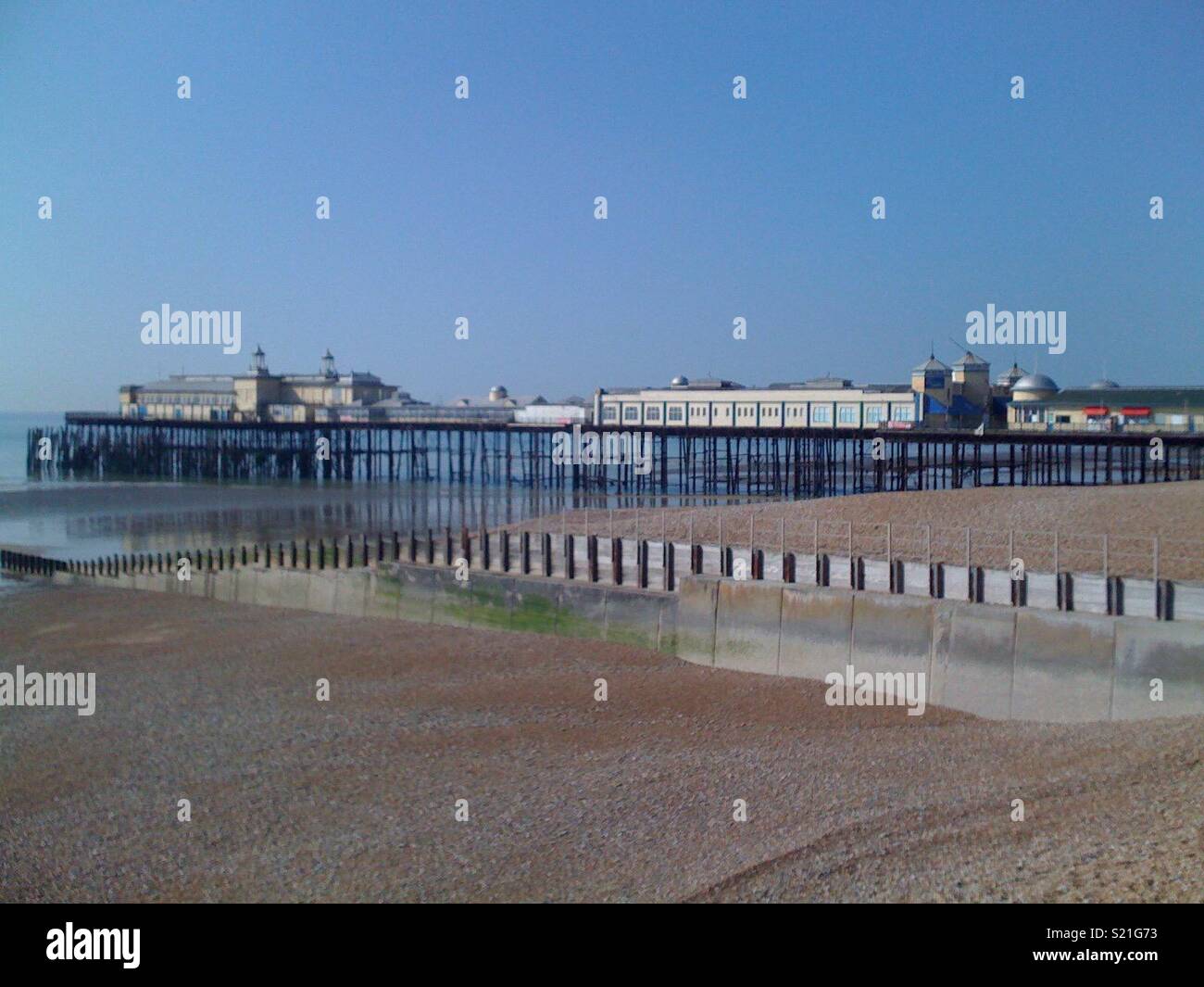 Hastings pier fire hi-res stock photography and images - Alamy