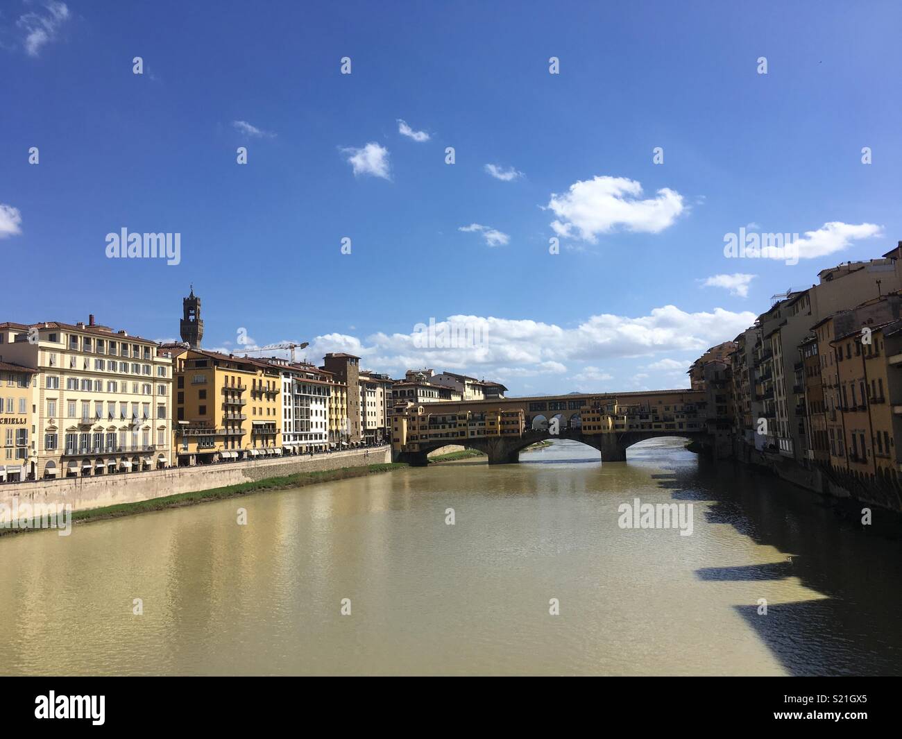 Old bridge in florence hi-res stock photography and images - Alamy