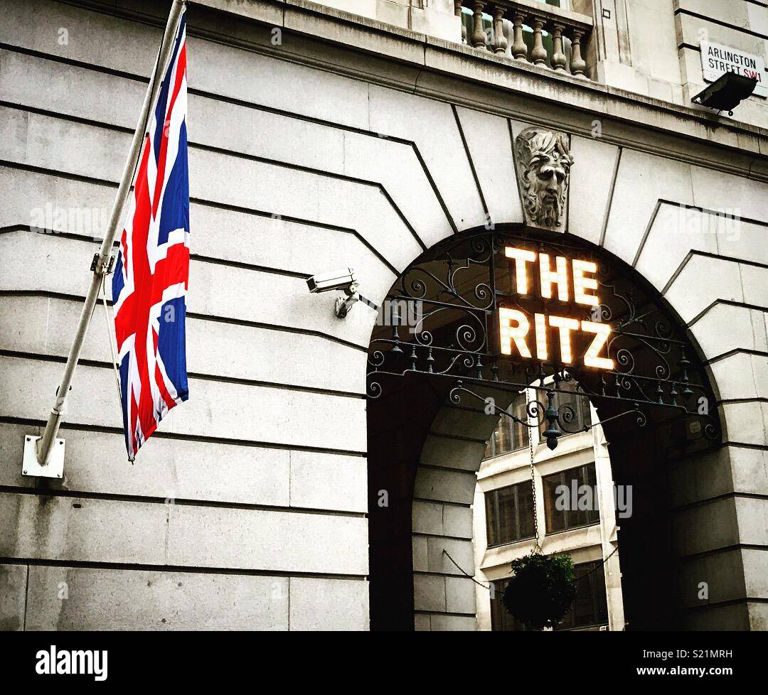 Ritz London High Resolution Stock Photography and Images - Alamy