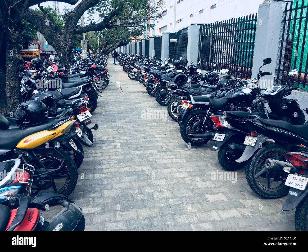 Motorcycle parking hi-res stock photography and images - Alamy