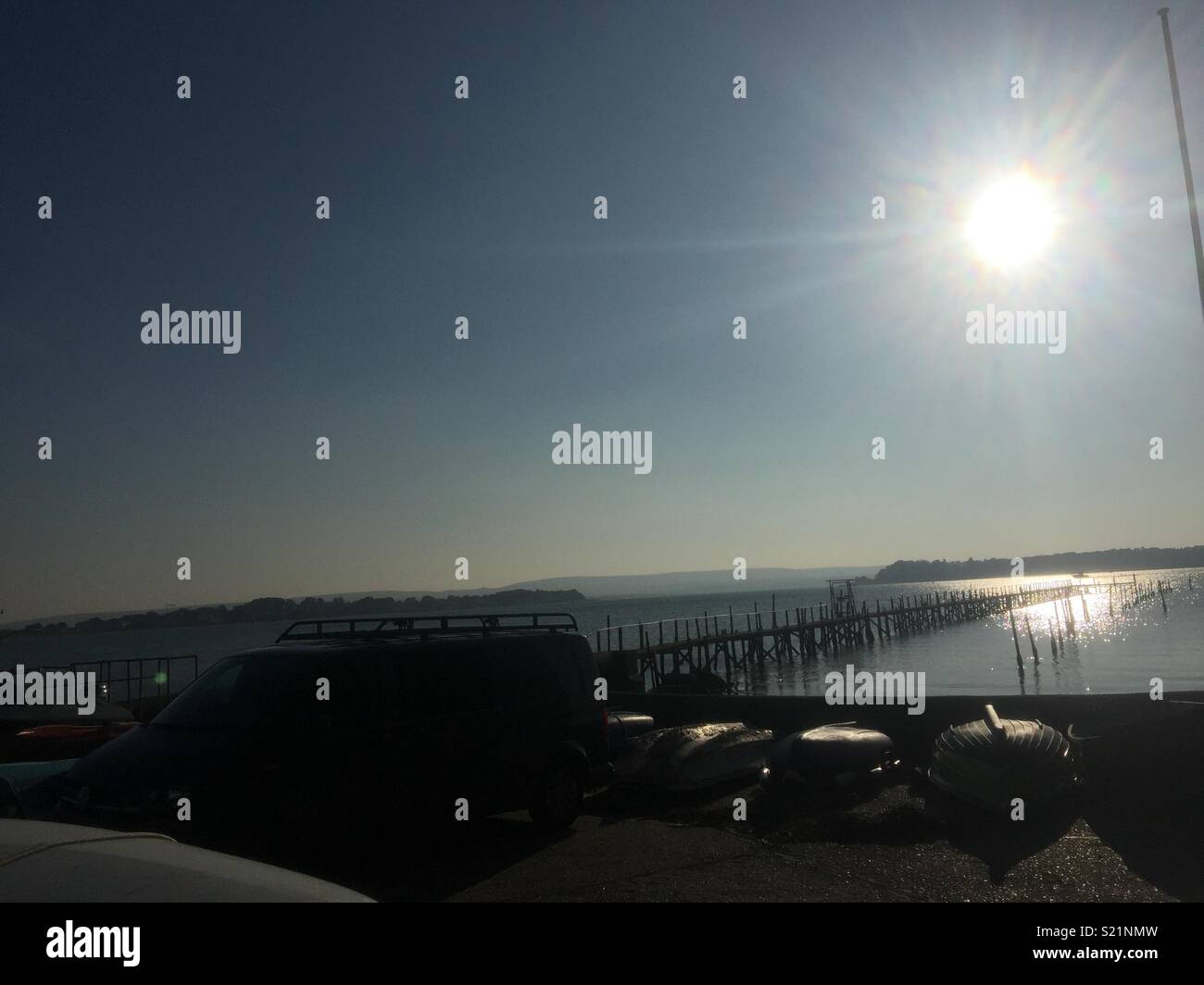 Dock nature hi-res stock photography and images - Alamy