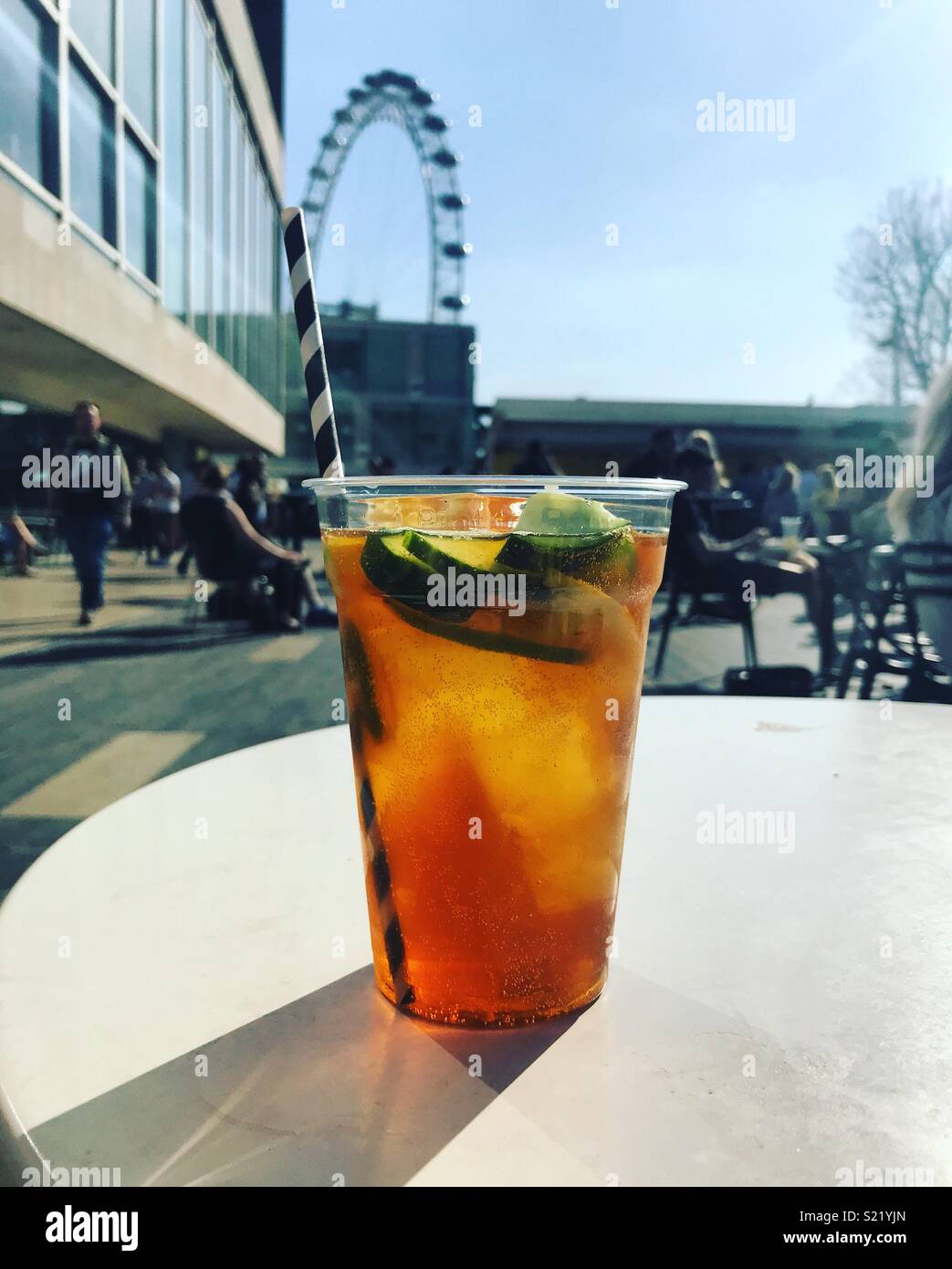 Pimm's o'clock hi-res stock photography and images - Alamy