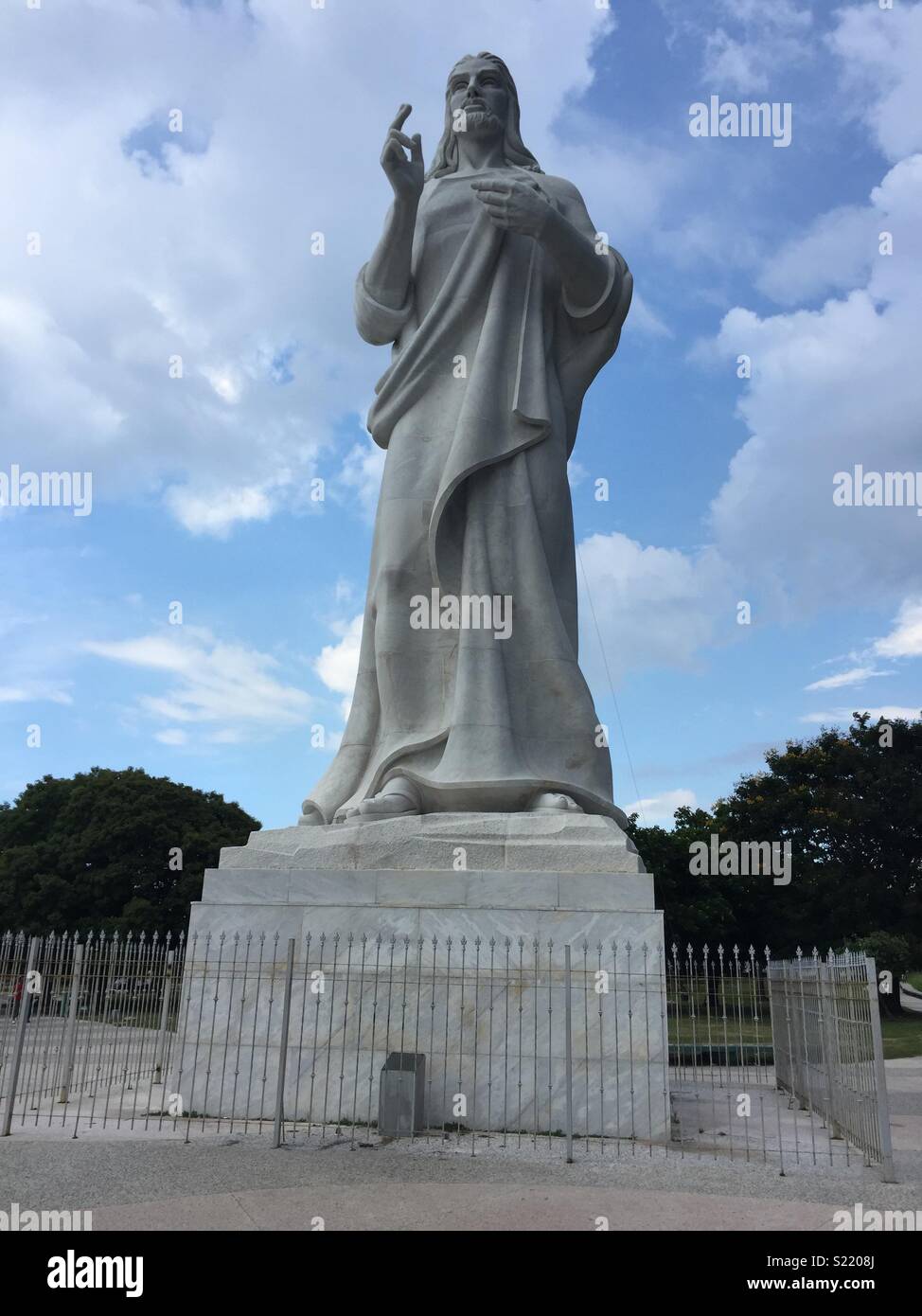 Christ statue,Casa Blanca,Havana,Cuba Stock Photo - Alamy