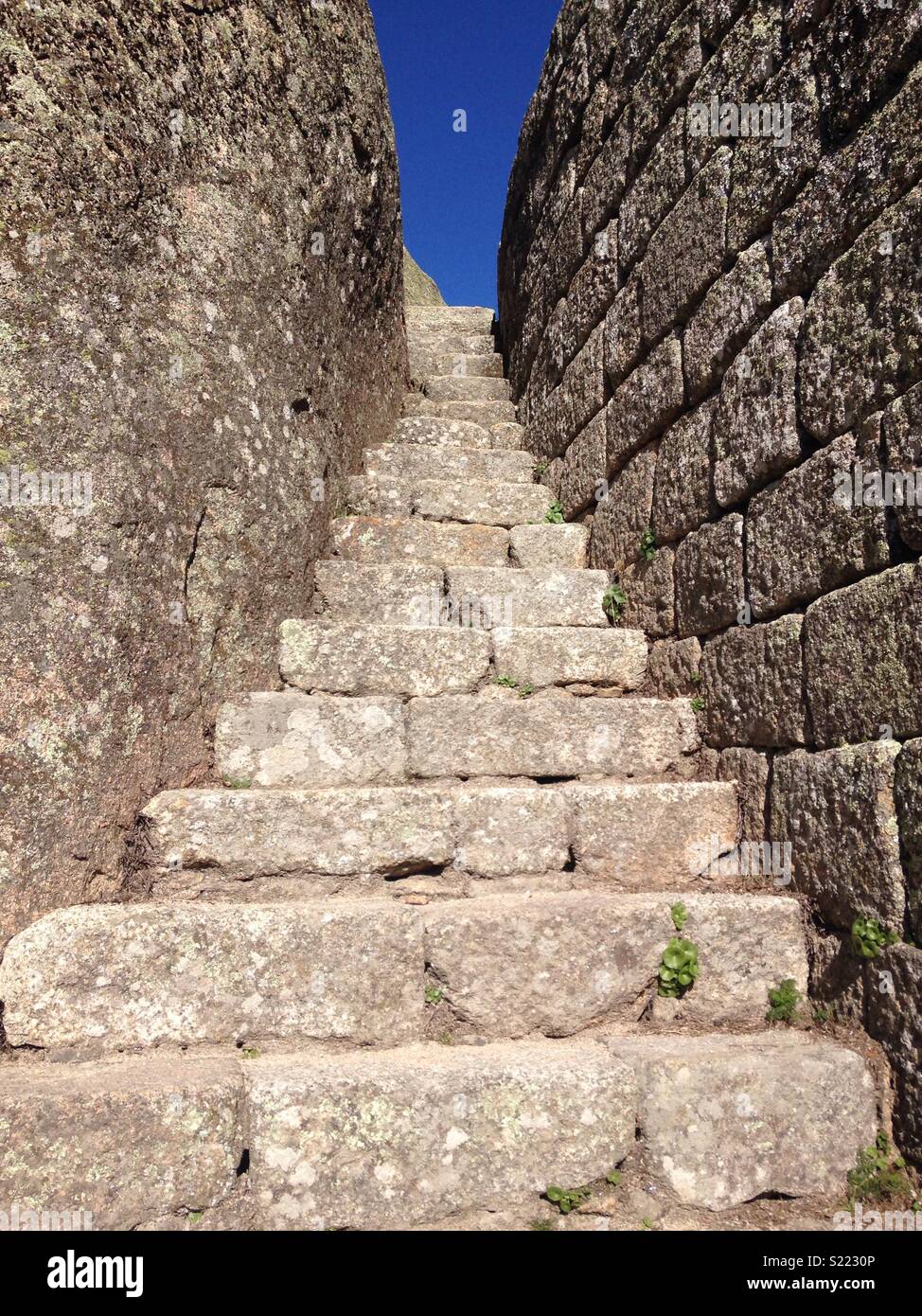 High steep steps hi-res stock photography and images - Alamy