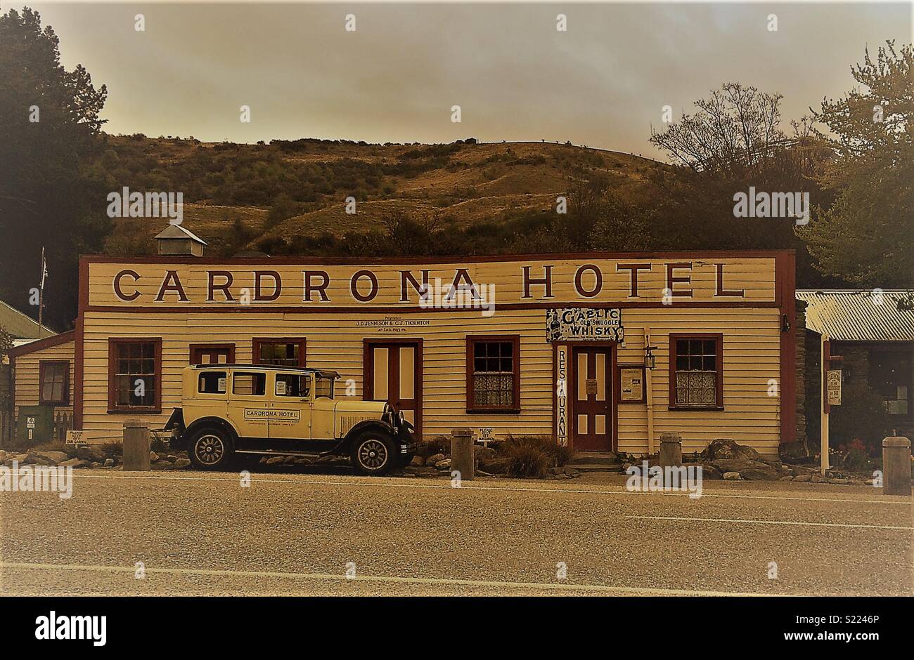 Cardrona hotel hi-res stock photography and images - Alamy