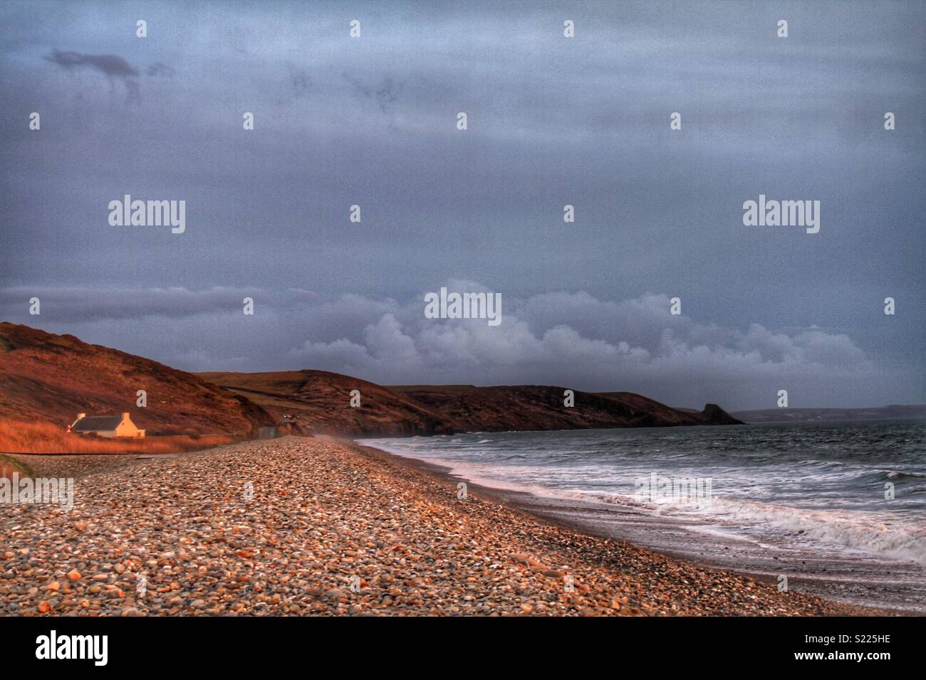 Newgale sunset Rickets Head Stock Photo - Alamy