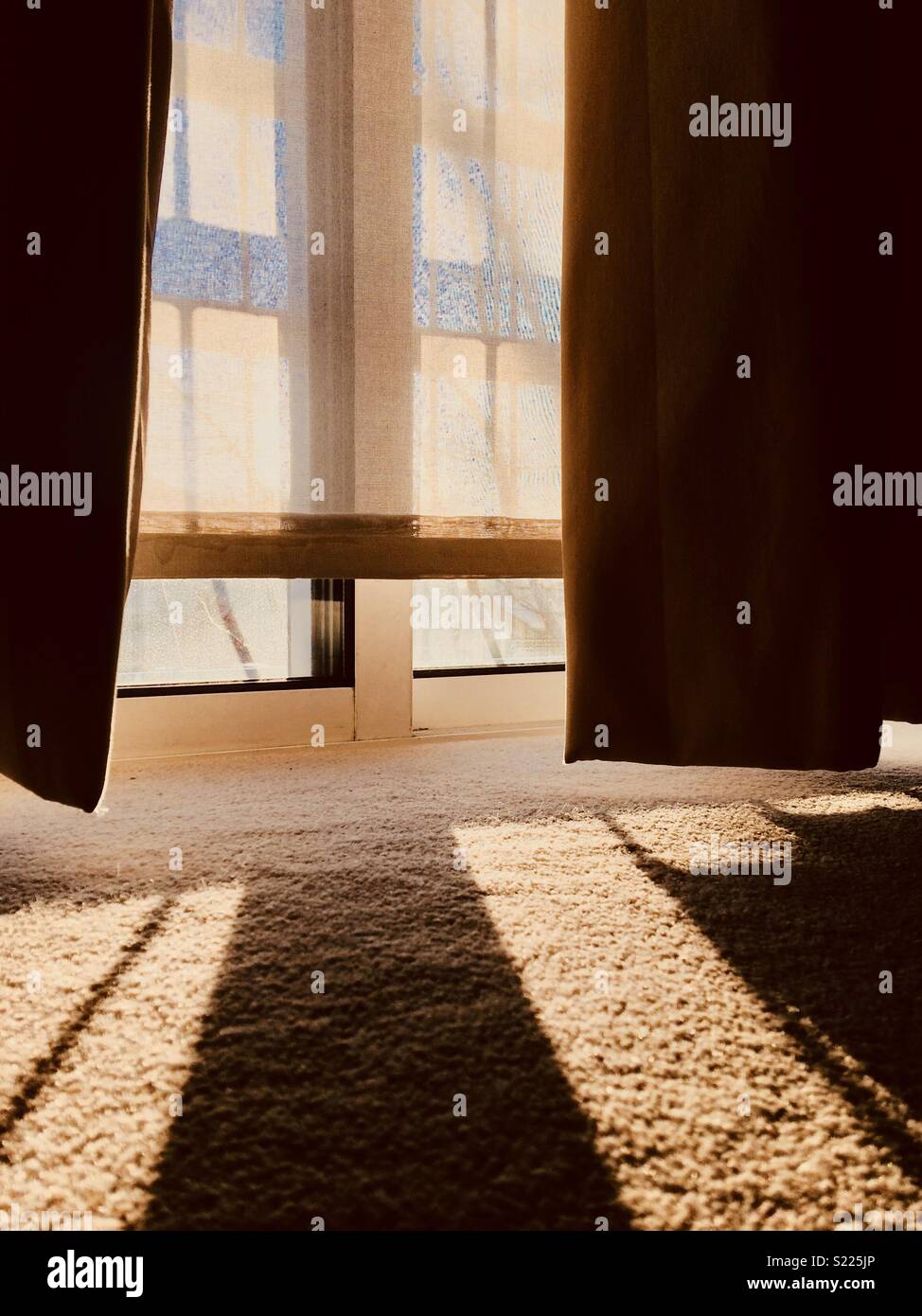 Morning sun through window hi-res stock photography and images - Alamy