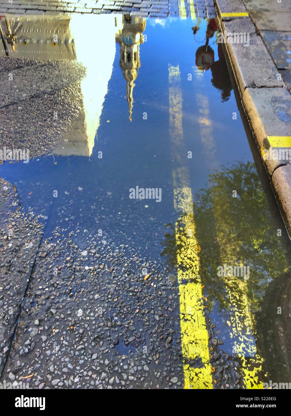 Floor gutter hi-res stock photography and images - Alamy