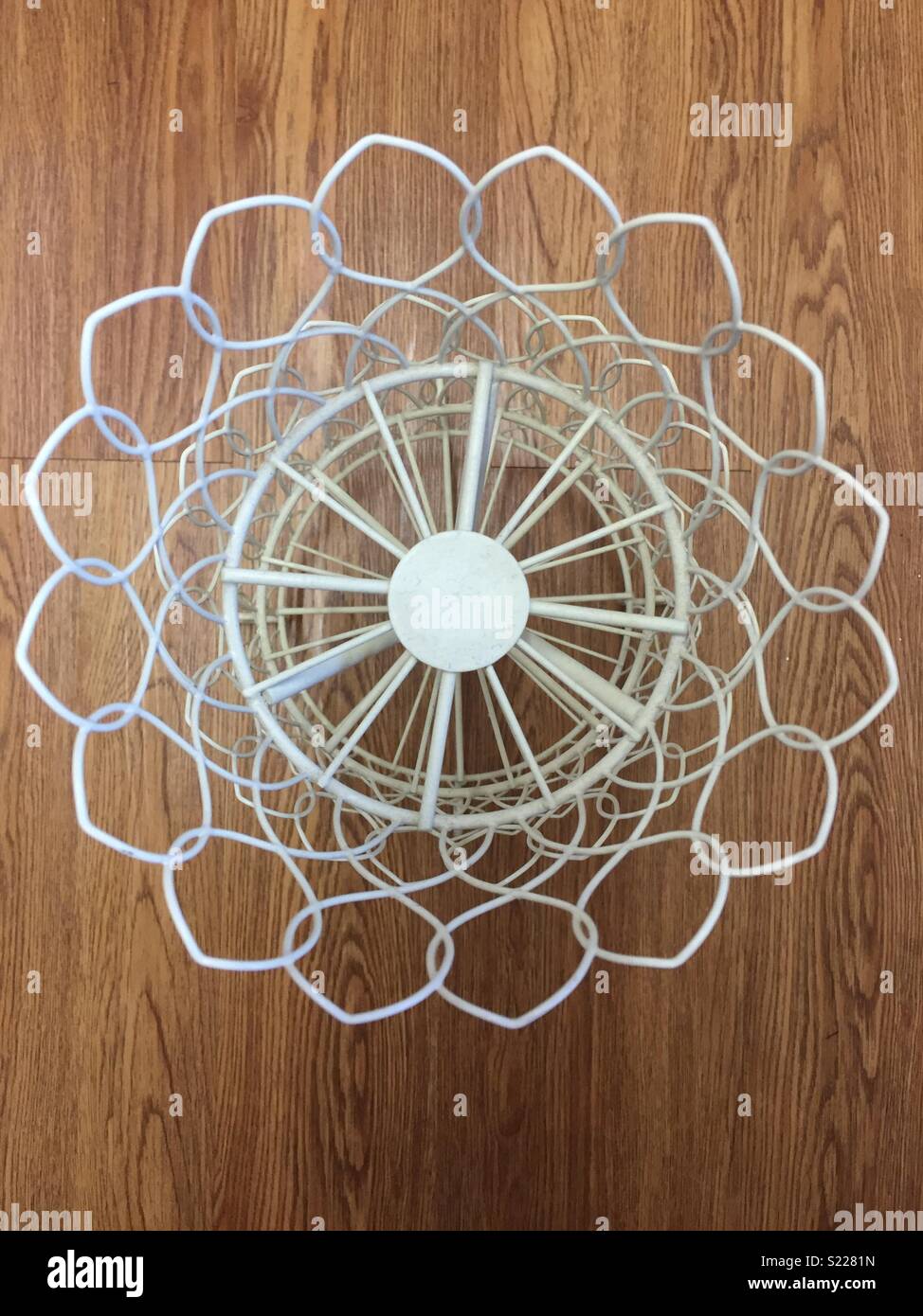 Wire Cake Stand High Resolution Stock Photography and Images - Alamy