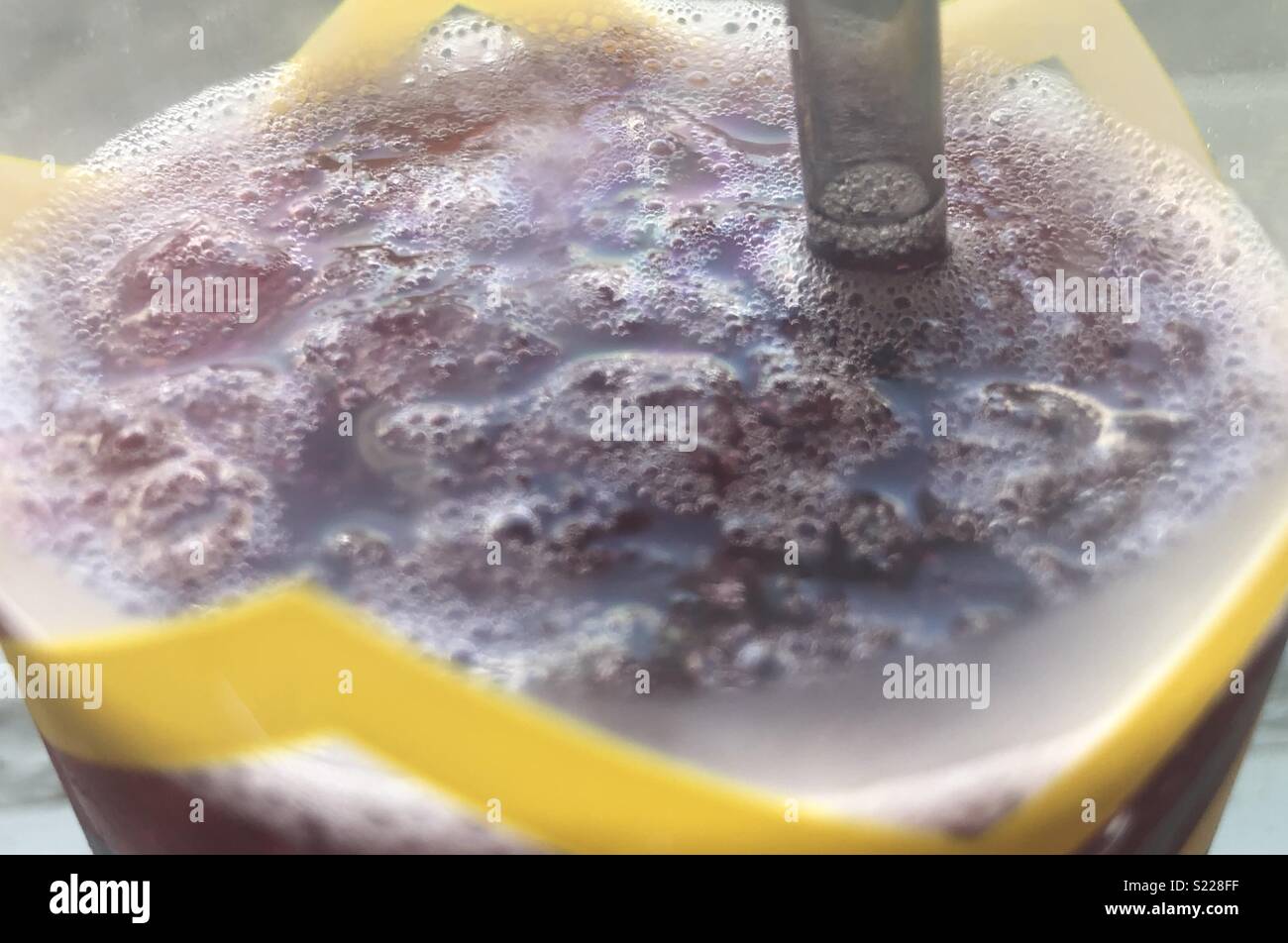 Fizzy top on my pop Stock Photo - Alamy