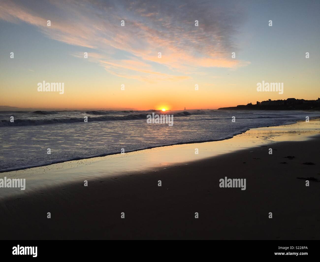 Tynemouth sunrise hi-res stock photography and images - Alamy