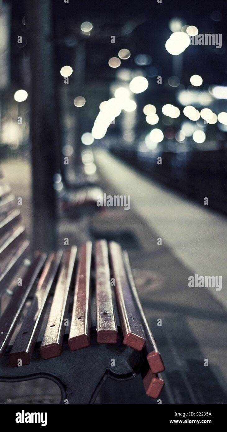 Bench Night Wallpaper