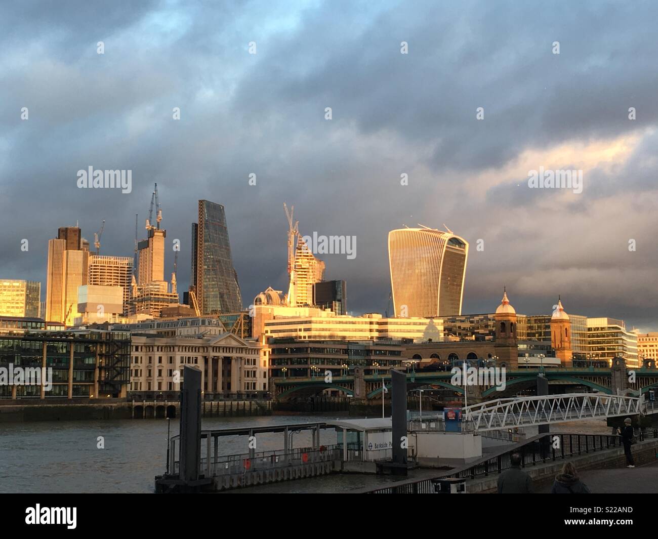 Cheese grater building london hi-res stock photography and images - Alamy