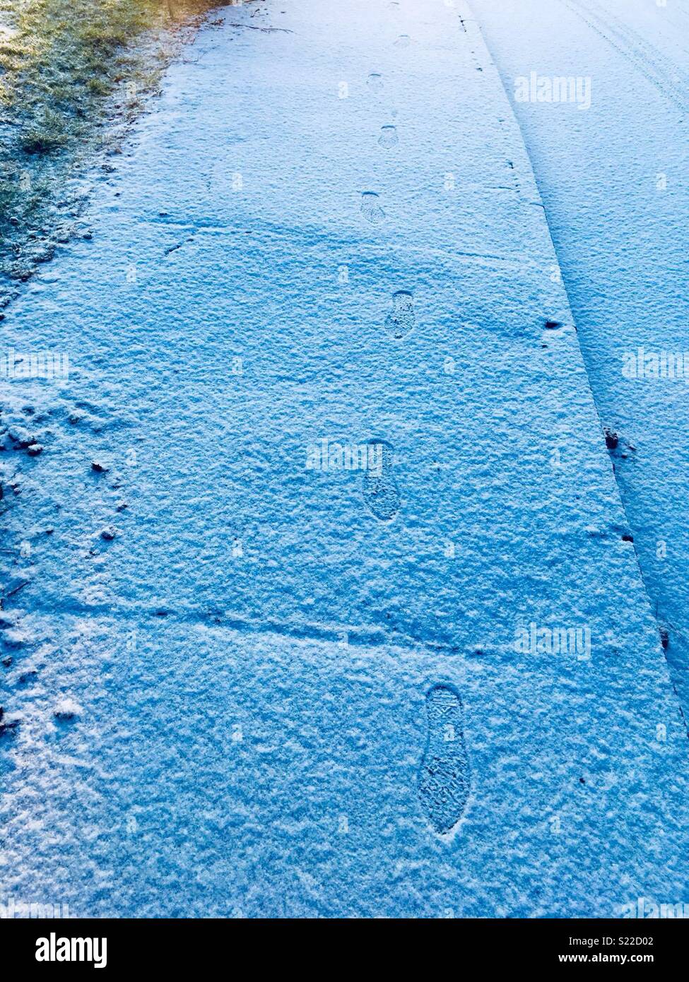 Footprints on pavement hi-res stock photography and images - Alamy