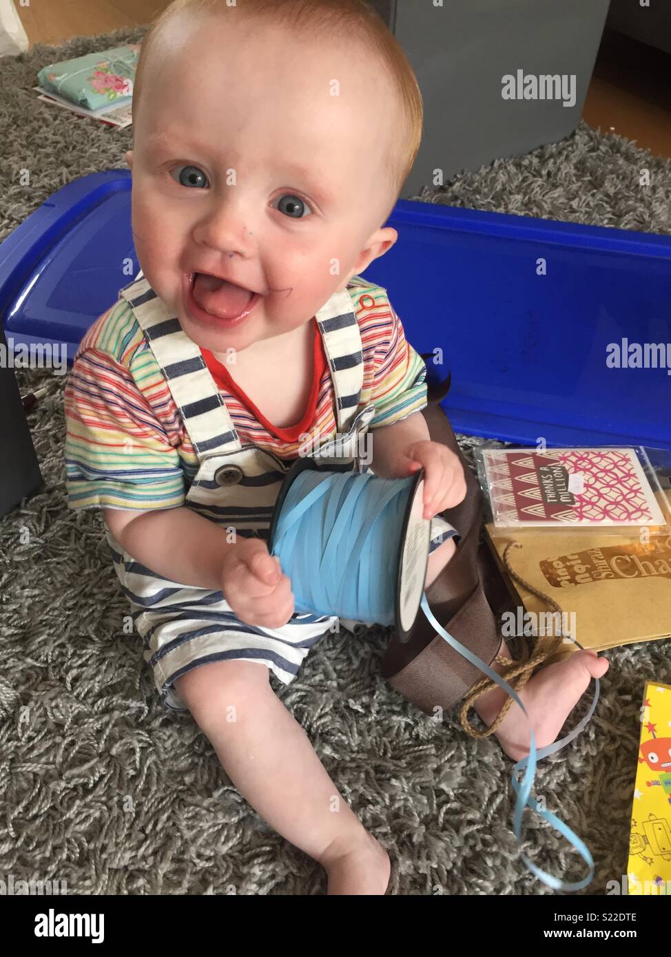 Wrapping baby hi-res stock photography and images - Alamy