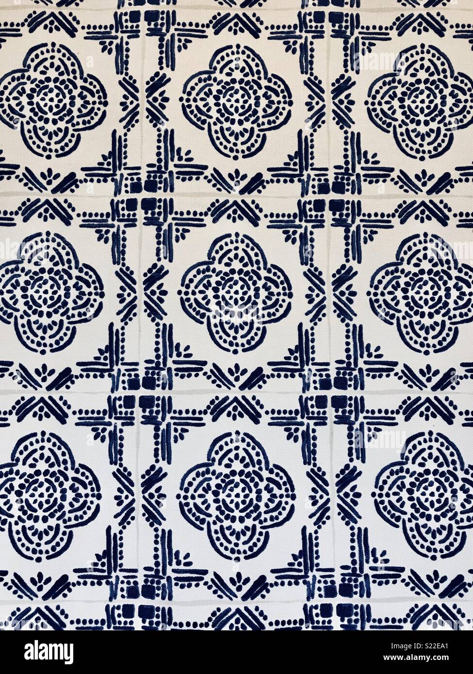 Blue and white pattern Stock Photo - Alamy