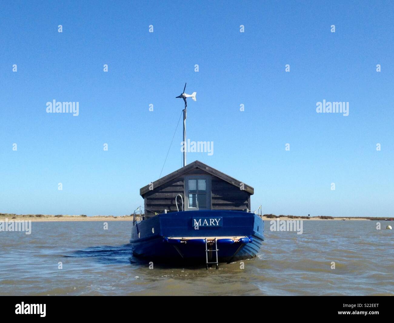 Traditional lifeboat hi-res stock photography and images - Alamy