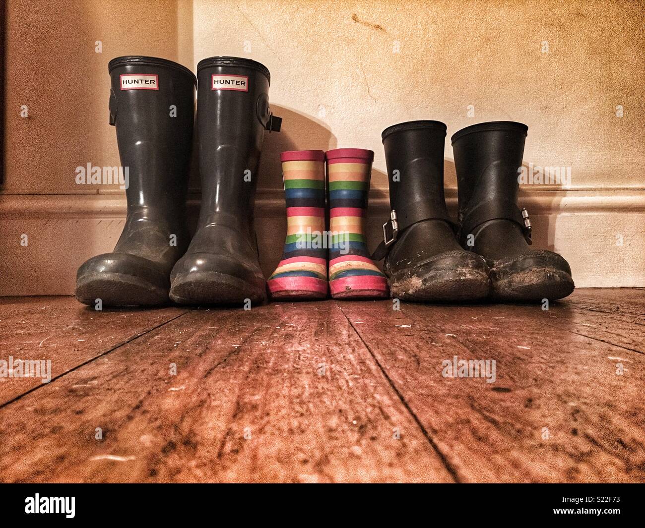 Walking family feet hi-res stock photography and images - Alamy