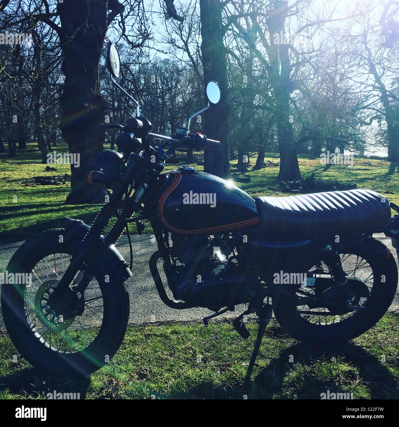 Lens bikes hi-res stock photography and images - Alamy