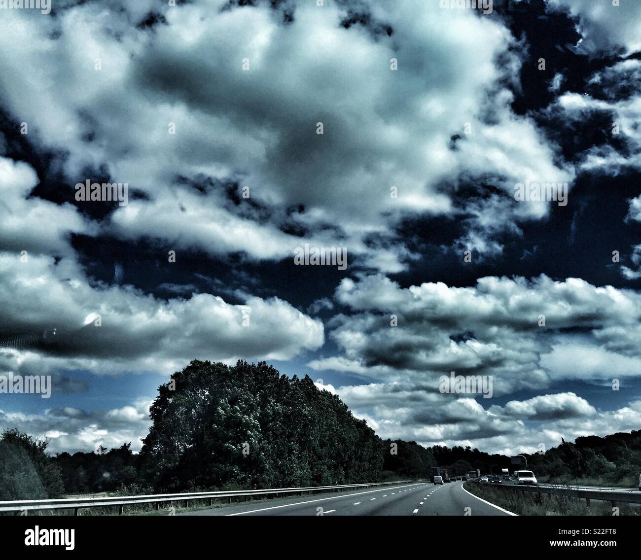 Moody grey clouds hi-res stock photography and images - Alamy
