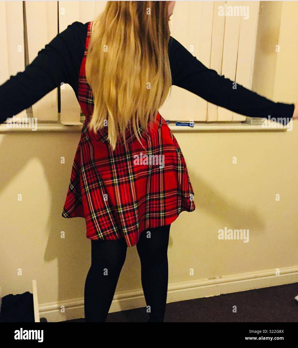 Black girl dancing hi-res stock photography and images - Alamy