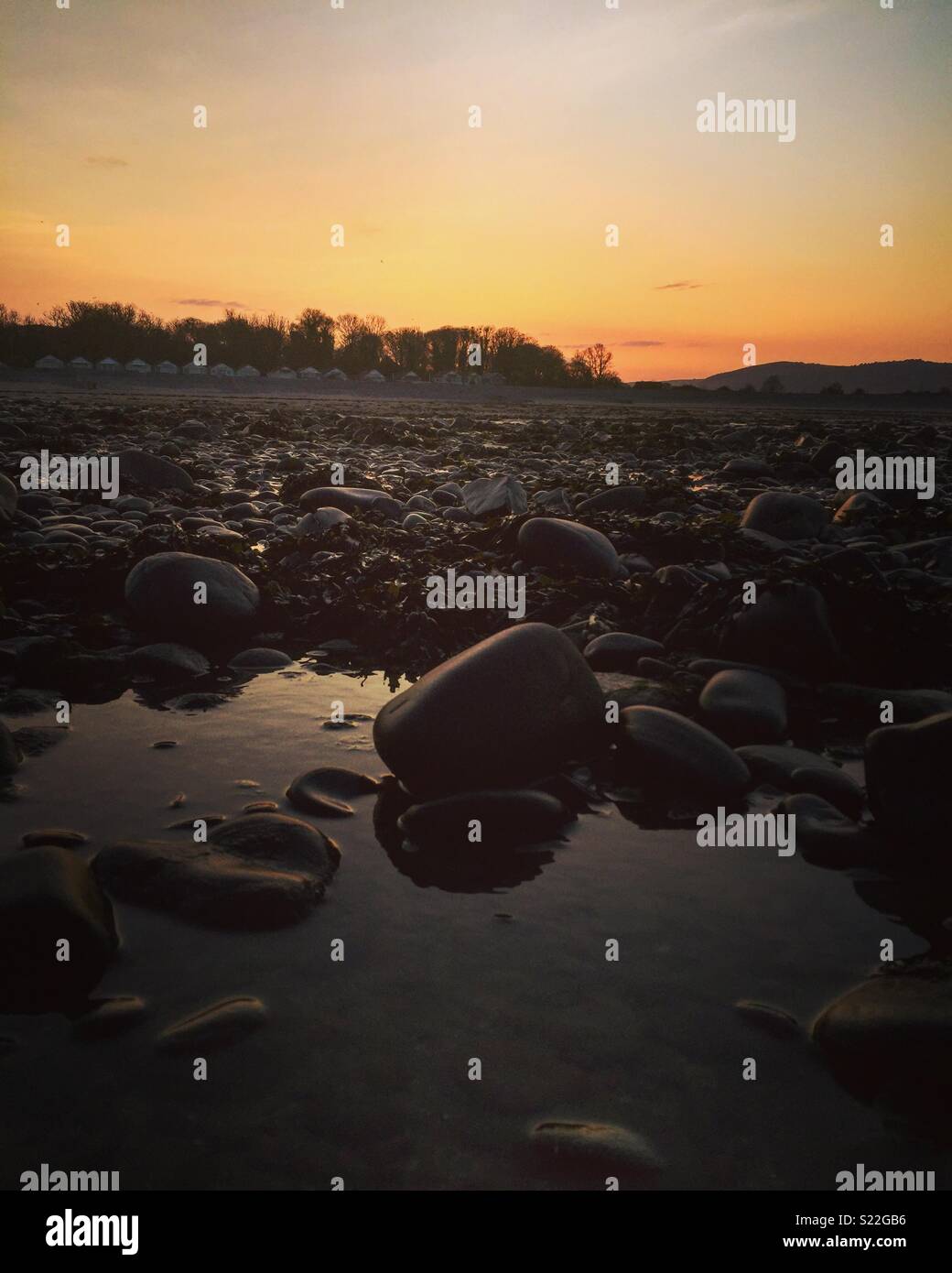 Orange pebbles hi-res stock photography and images - Alamy