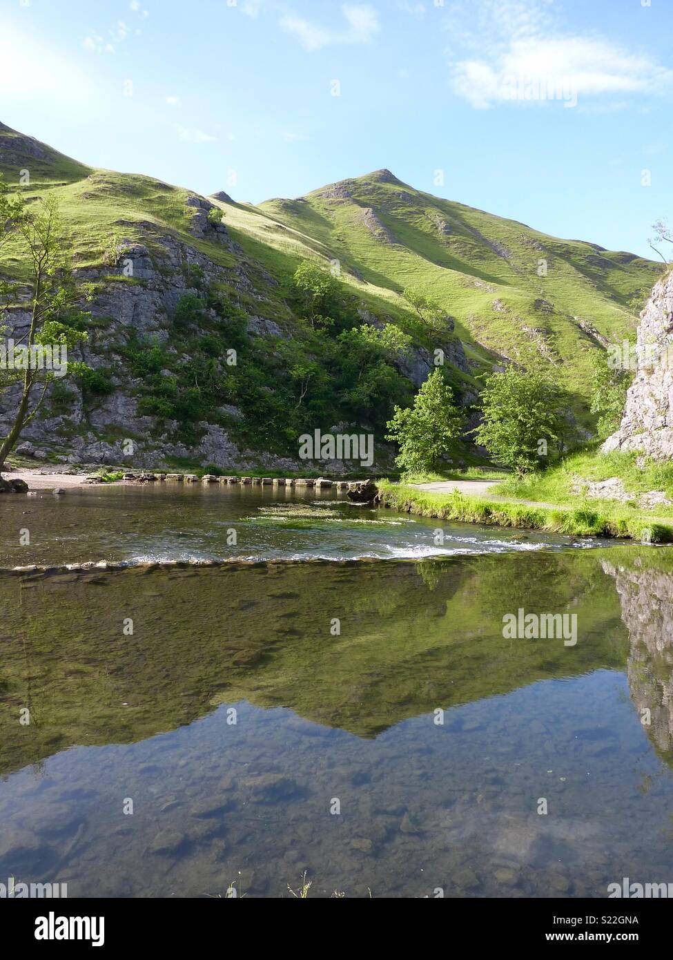 Dovedale Derbyshire Stock Photos & Dovedale Derbyshire Stock Images - Alamy