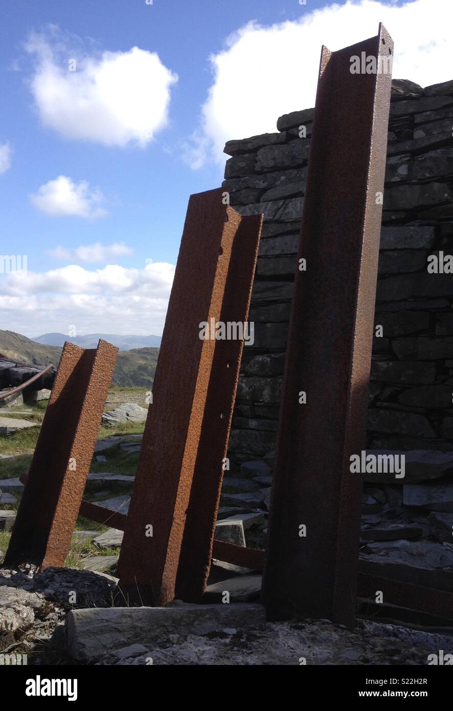 Mountain of metal hi-res stock photography and images - Alamy