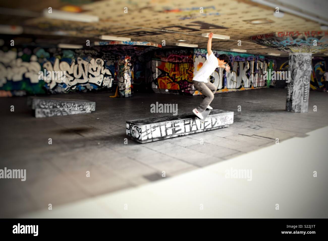 Urban skateboarding hi-res stock photography and images - Alamy